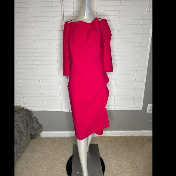 Chiara Boni | Dresses | Nwt Chiara Boni Kate Ruffled Threequarter ...